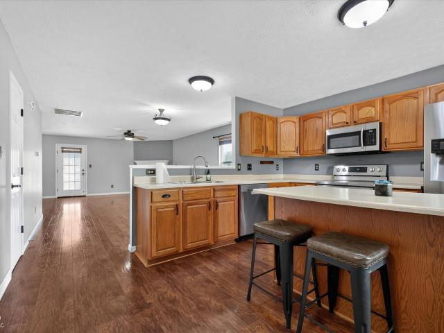 816 Heatherwood Drive