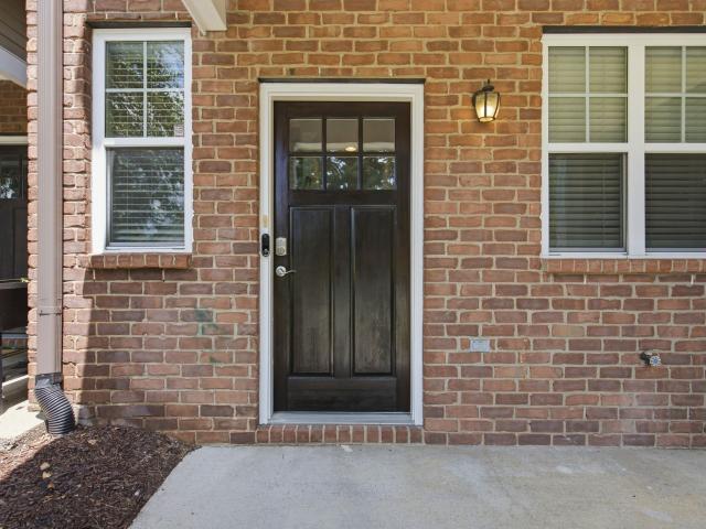 816 Hillview Hts