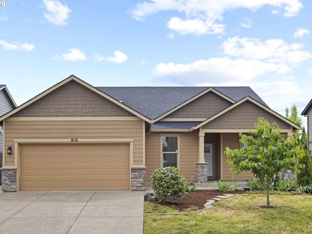 816 Julie Ln, Molalla, OR 97038