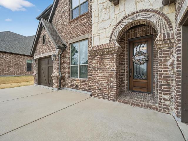 816 Lazy Brooke Drive