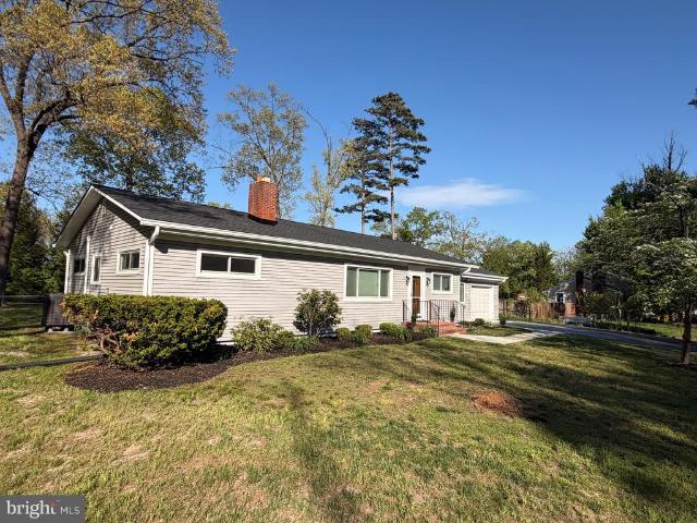 816 Meadow Road