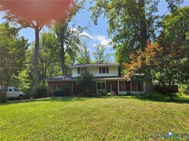816 N Lakeshore Dr, Louisa, VA 23093