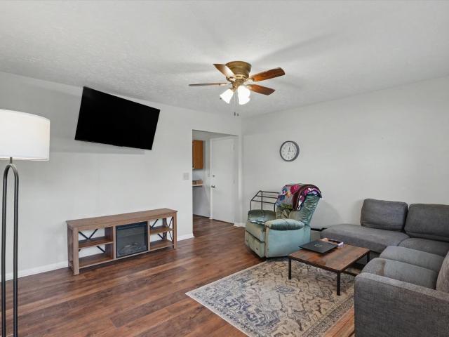816 N Mohave Drive