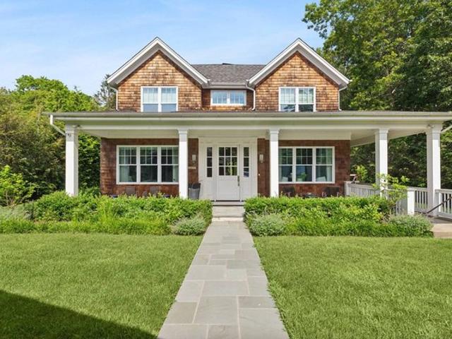816 N Sea Rd, Southampton, NY 11968