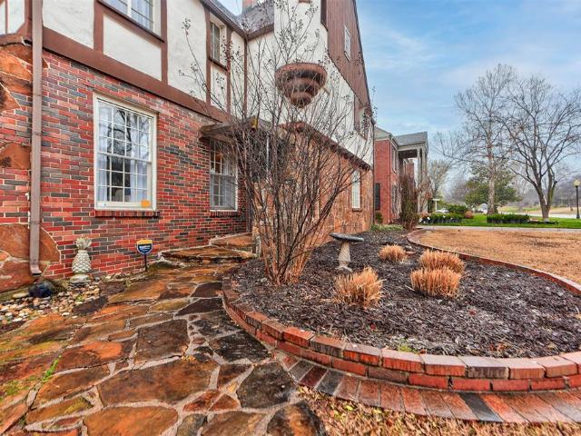 816 NW 38th Street