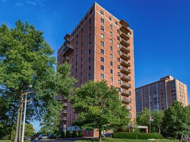 816 S Hanley Rd Apt 8C, Clayton, MO 63105