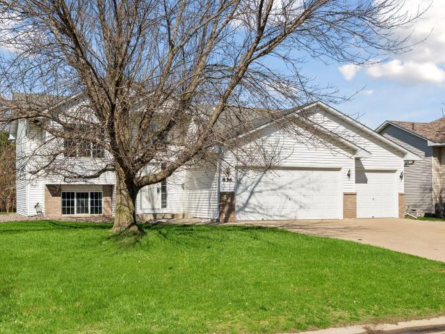 816 Shea Circle