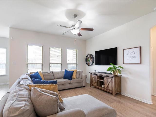 816 Skytop Drive