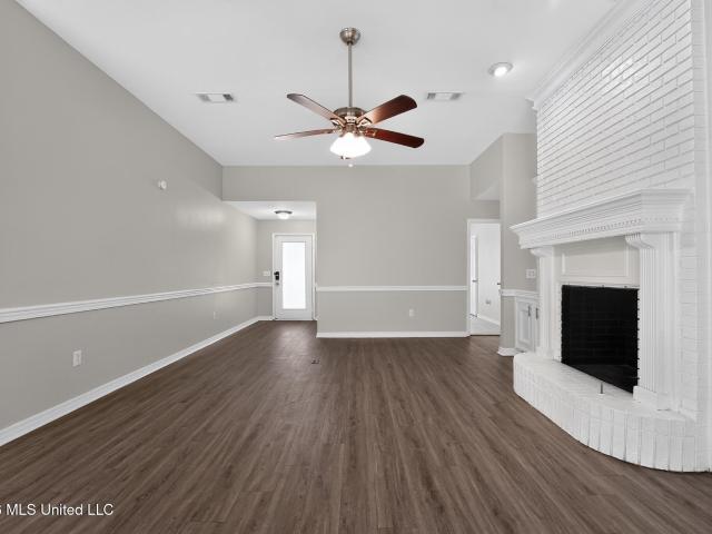 816 Strawberry Pointe