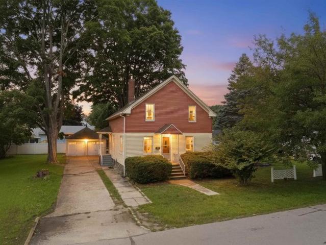 816 Page St, Manchester, NH 03109