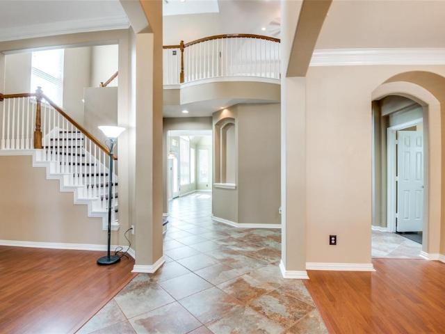 816 Pinnacle Circle