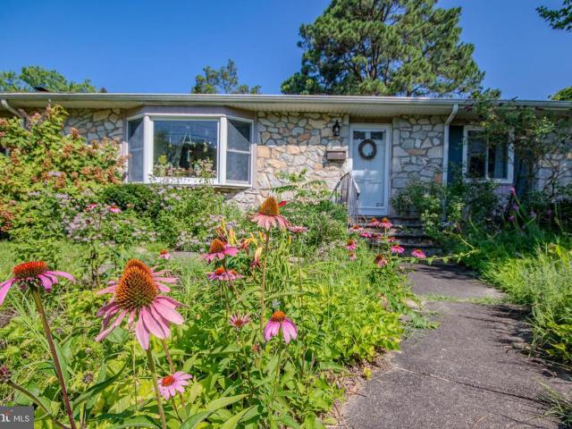 816 Riverside Drive