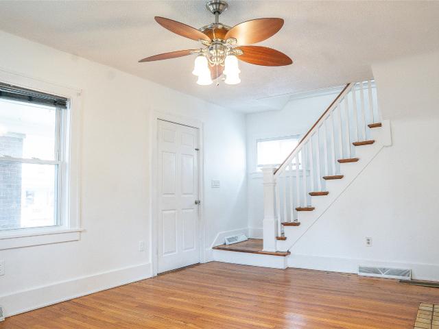 816 W 28TH Street
