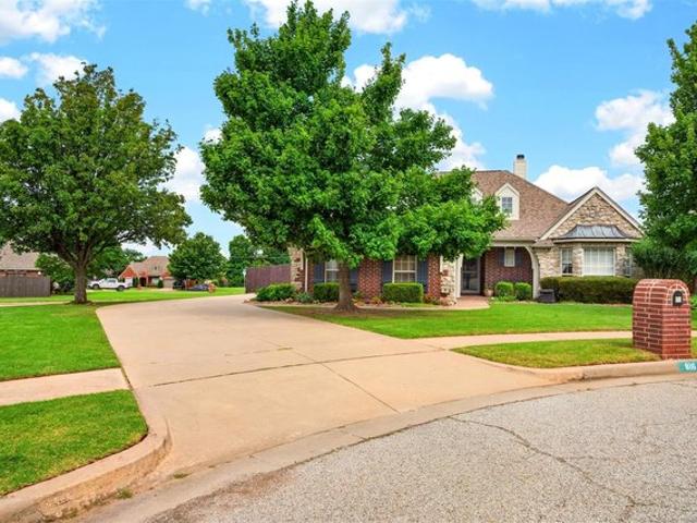 816 W Juneau St, Broken Arrow, OK 74012