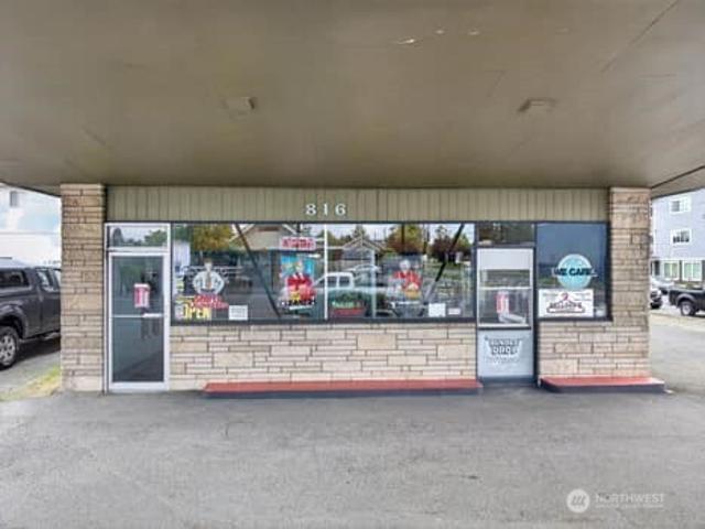 816 W Main Street