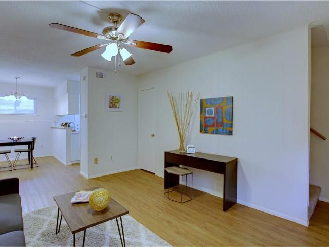816 W North Loop Blvd # 111