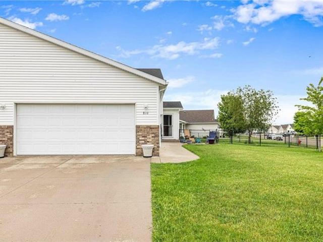 816 Woodbridge Cir, Dilworth, MN 56529