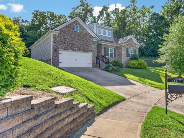 816 Tanager Pl