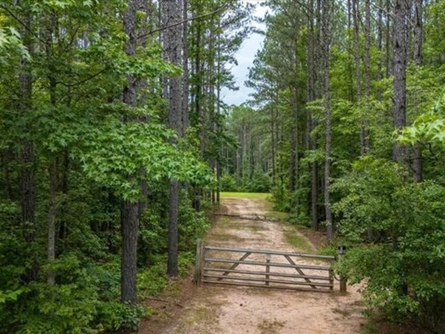 816 Teagle Rd, Jackson, GA 30233