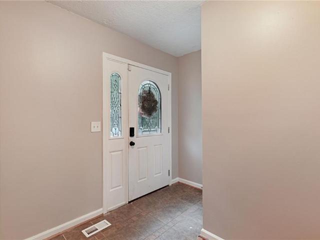 8174 Lord Fairfax CIR