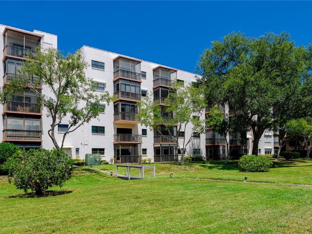 8174 Terrace Garden Dr N, Unit 307, St. Petersburg, FL 33709 | MLS #TB8524