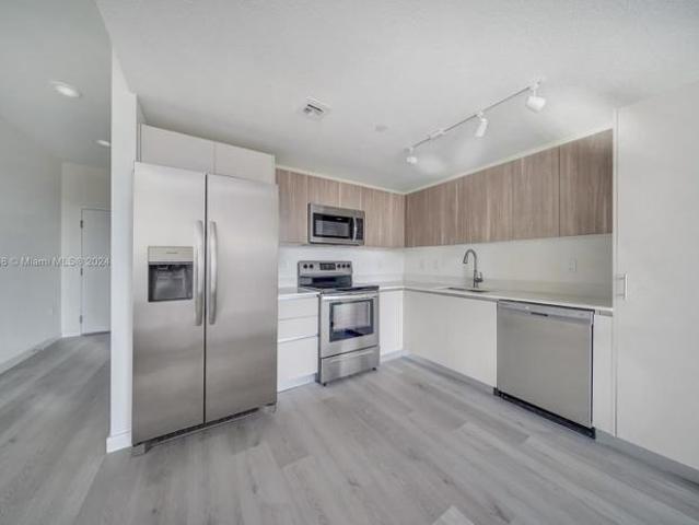 8175 NW 107th Ct #307, Doral, FL 33178