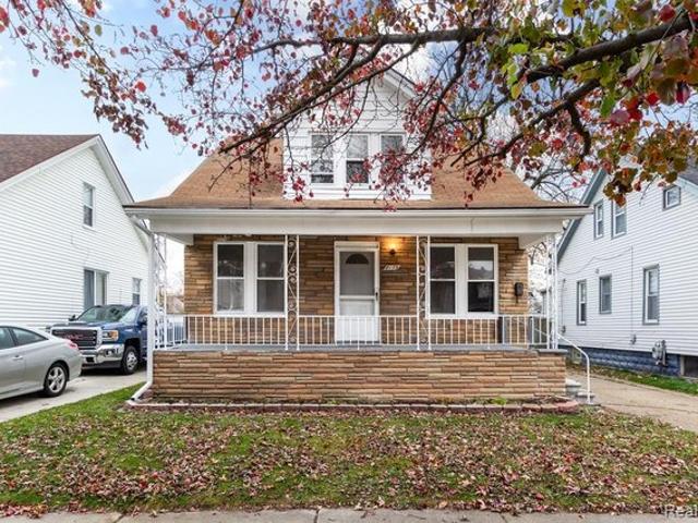 8175 Central, Center Line, MI 48015