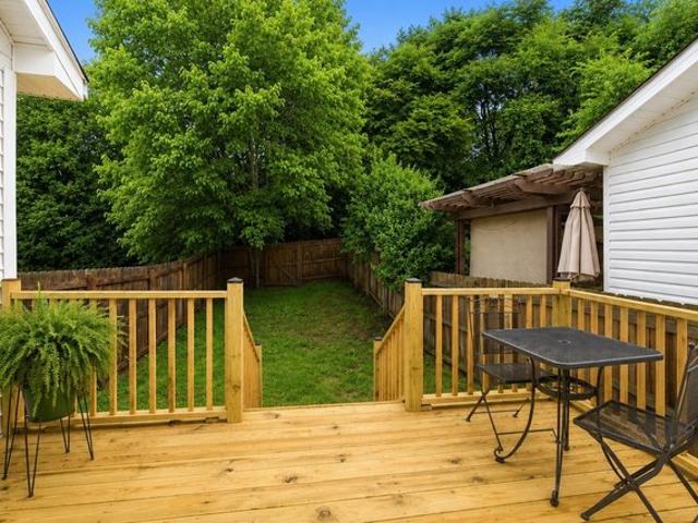 8175 Coley Davis Rd, Nashville, TN 37221