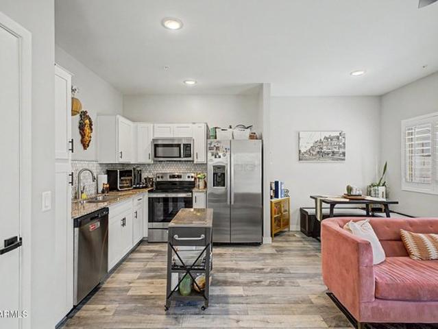 8176 N 22nd Dr, Phoenix, AZ 85021