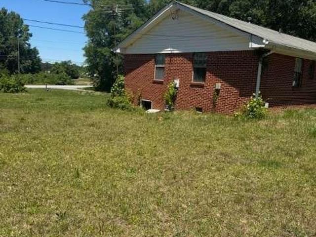 8176 Ridge Road