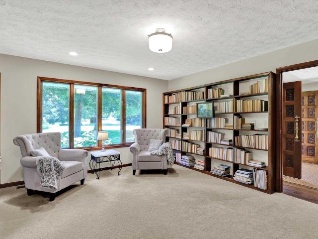 8178 S Old State Road 37
