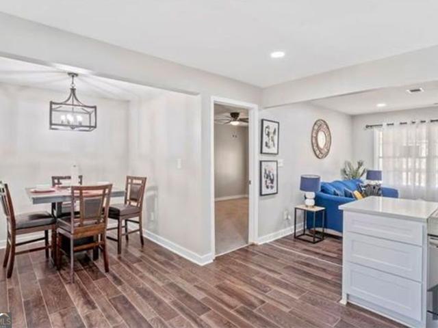 8170 Huntington Drive