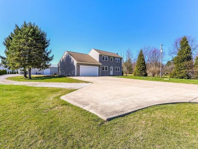 8171 Hill Rd, Canal Winchester, OH 43110
