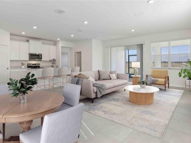 8171 Ives Pl, Wildwood, FL 34785 | MLS #OM721801 | Compass