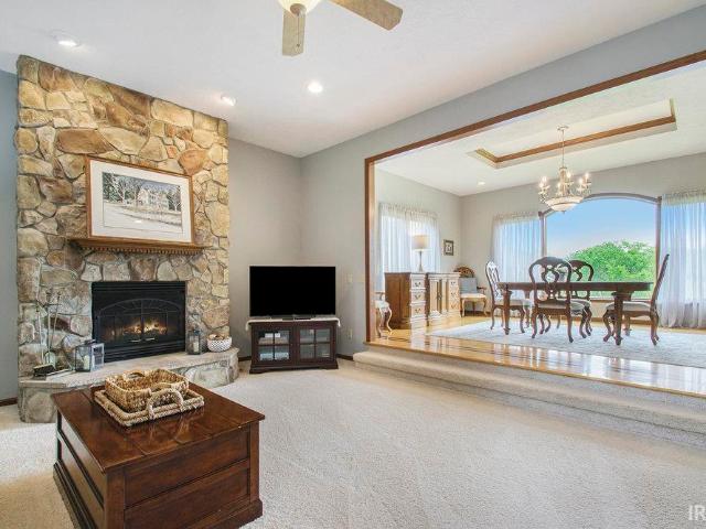 8173 E Walnut Ridge
