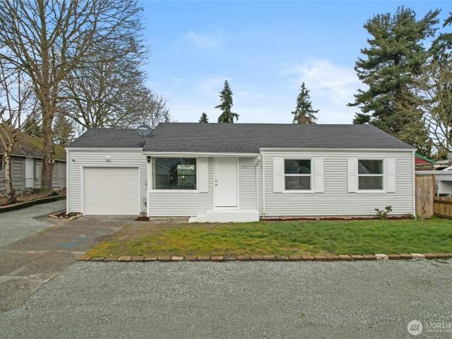 817 114th St S, Tacoma, WA 98444 | MLS #2488 | Compass