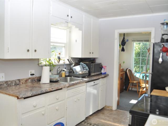 817 34th Street
