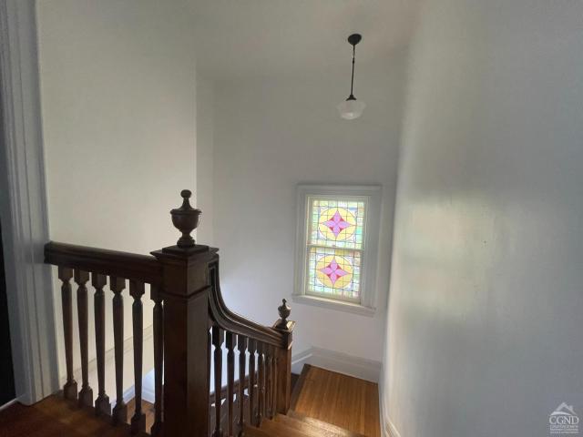 817 Columbia Street 2