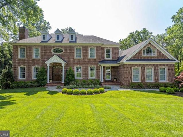 817 Carrie Ct, McLean, VA 22101