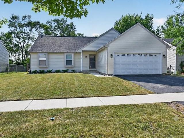 817 Casey Ln, Harvard, IL 60033
