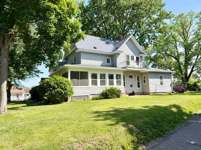 817 Central Avenue