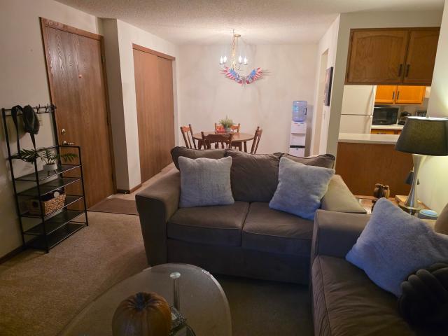 817 Cheshire Court