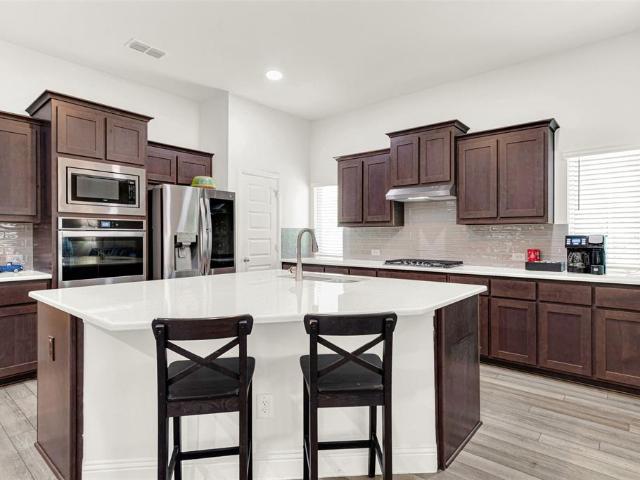817 Amy Blvd, Anna, TX 75409 | MLS #21203