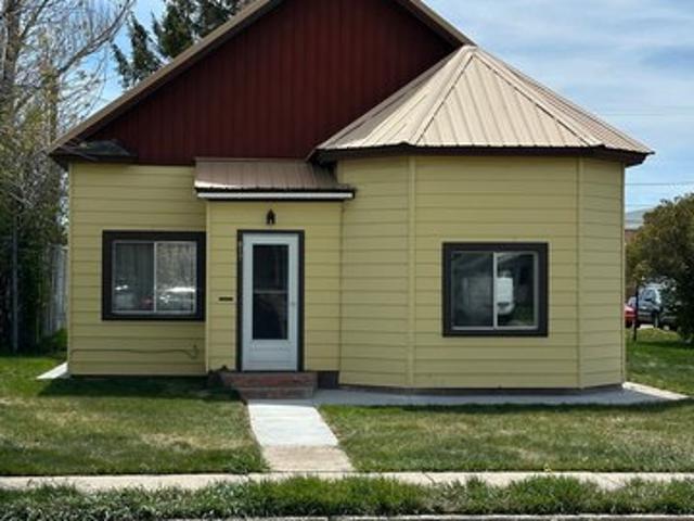 817 Grant St, Montpelier, ID 83254