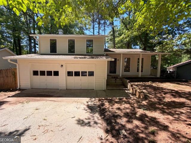 817 Greenhedge Way, Stone Mountain, GA 30088