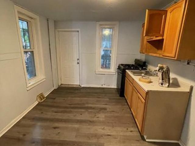 817 E Willard St, Philadelphia, PA 19134