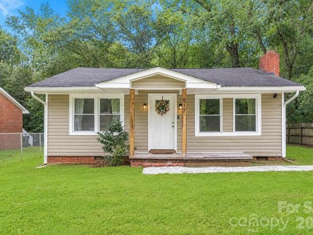 817 E Dunlap St, Lancaster, SC 29720