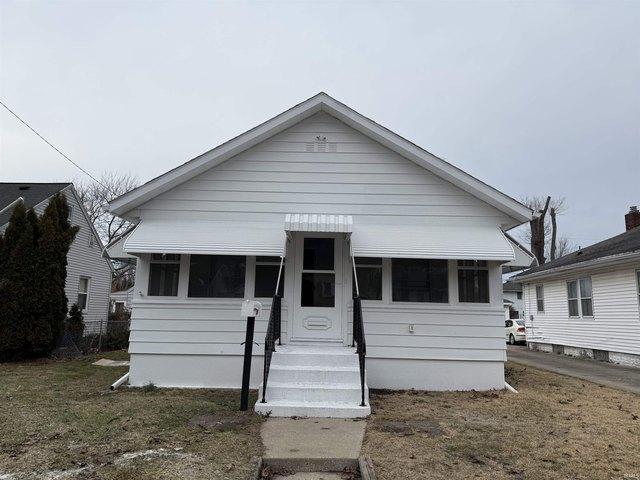 817 E Eckman St, South Bend, IN 46614