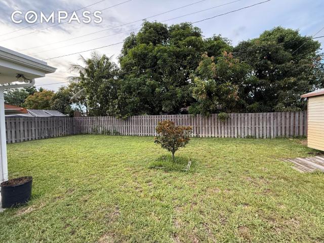 817 Elm Rd, West Palm Beach, FL