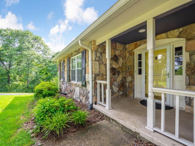 817 Fox Chase Lane